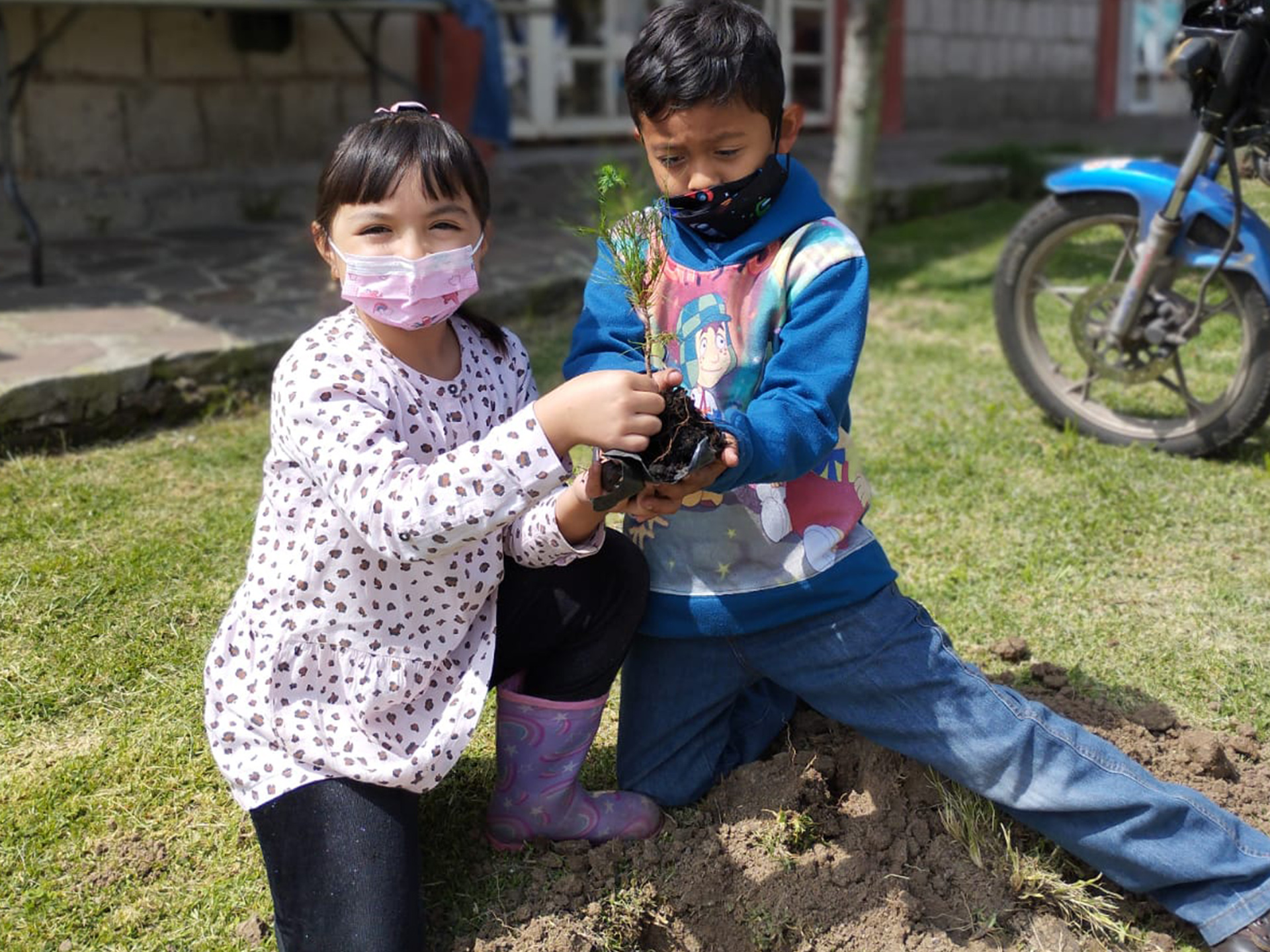 Nosotros – Construyendo Vidas IAP